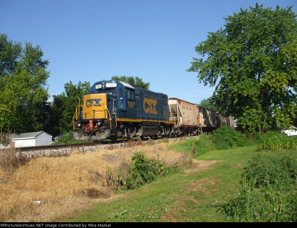 CSX 1557